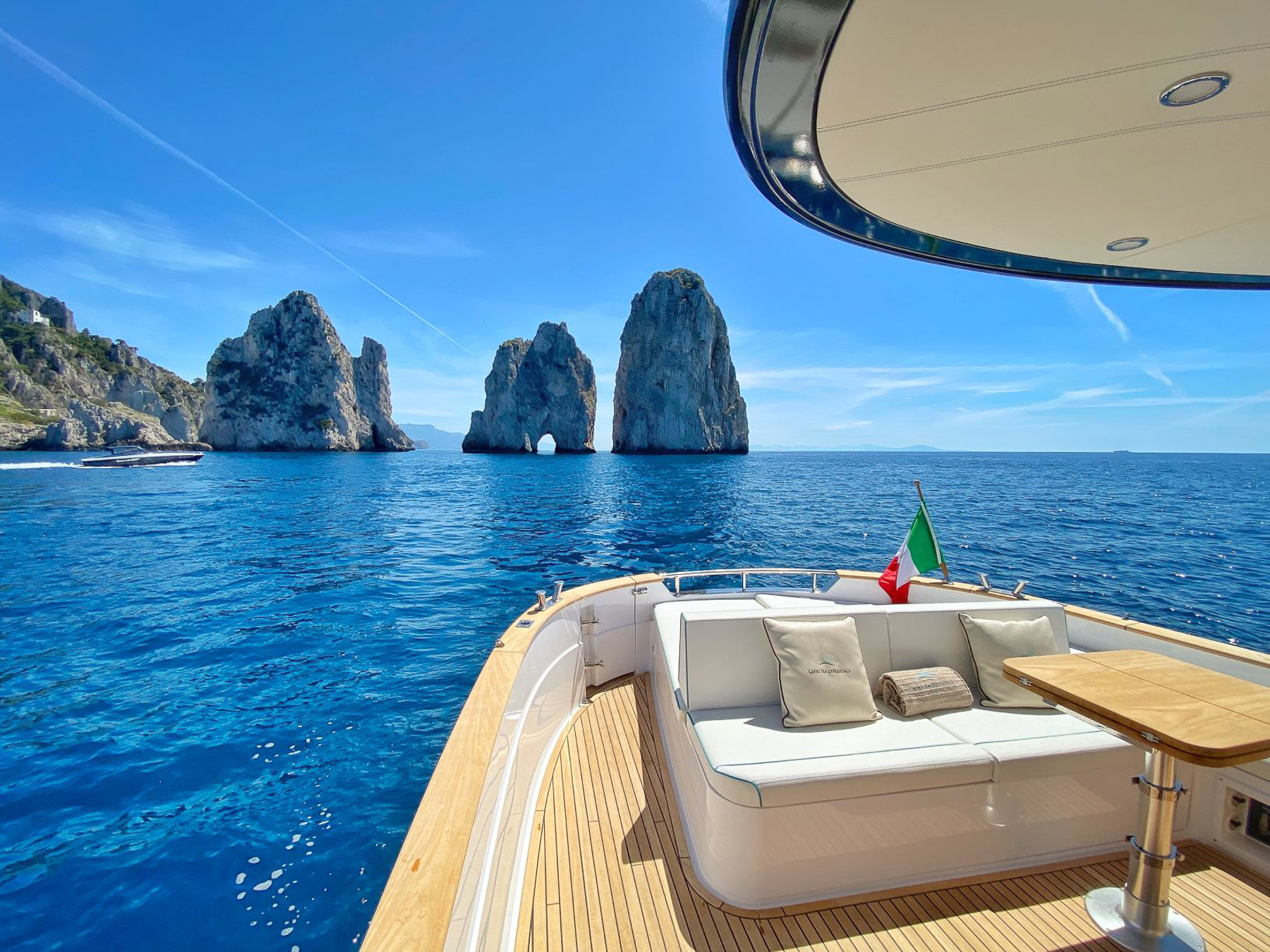 Capri Boat Yacht - Excursions by sea - Capri