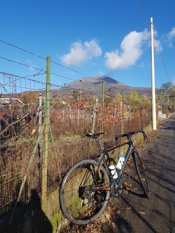Mount Vesuvius E-Bike Tour - 2025 - Enjoy Bike Sorrento - Sorrento