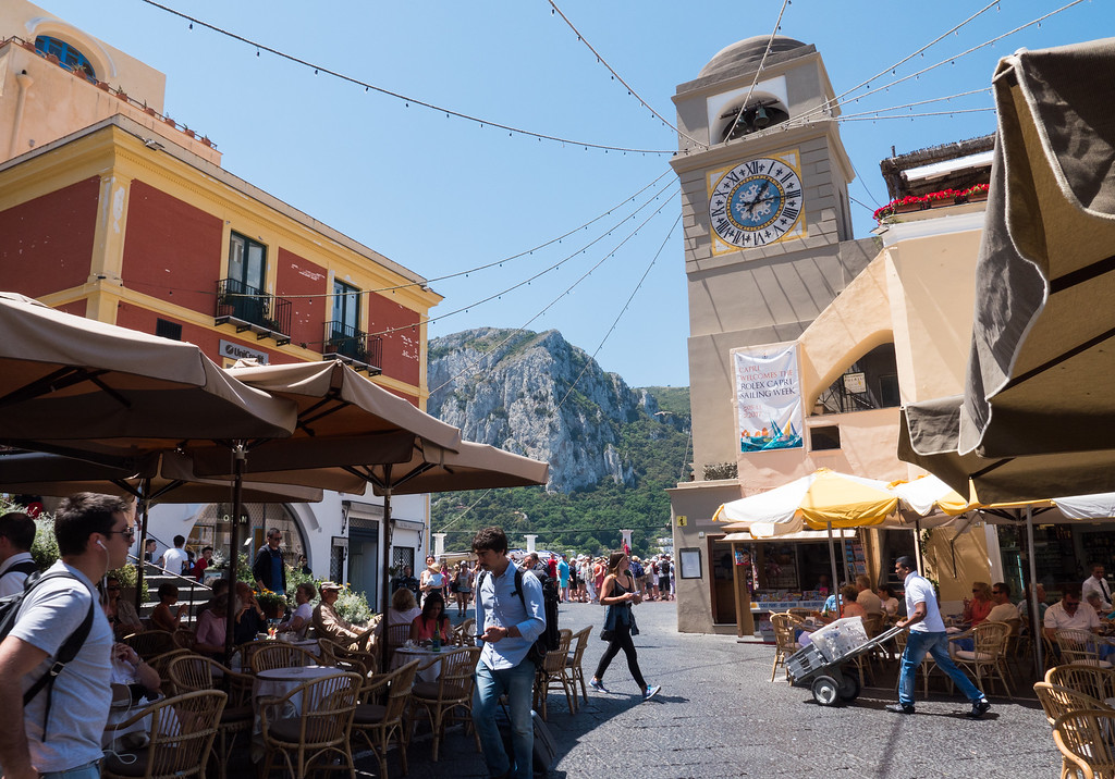 Da Castellammare in aliscafo a Capri e Positano 2025 - Navigazione ...