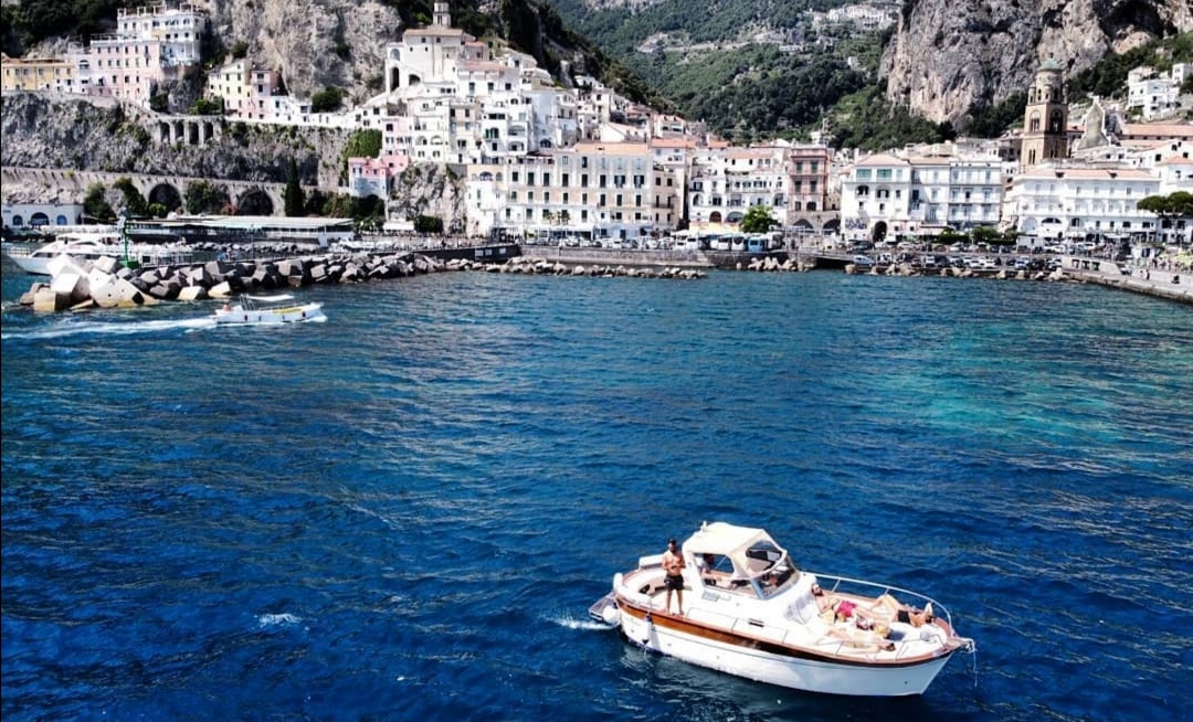 Private Boat Tour of Amalfi and the Coast - 2024 - Sea Wave Charter ...