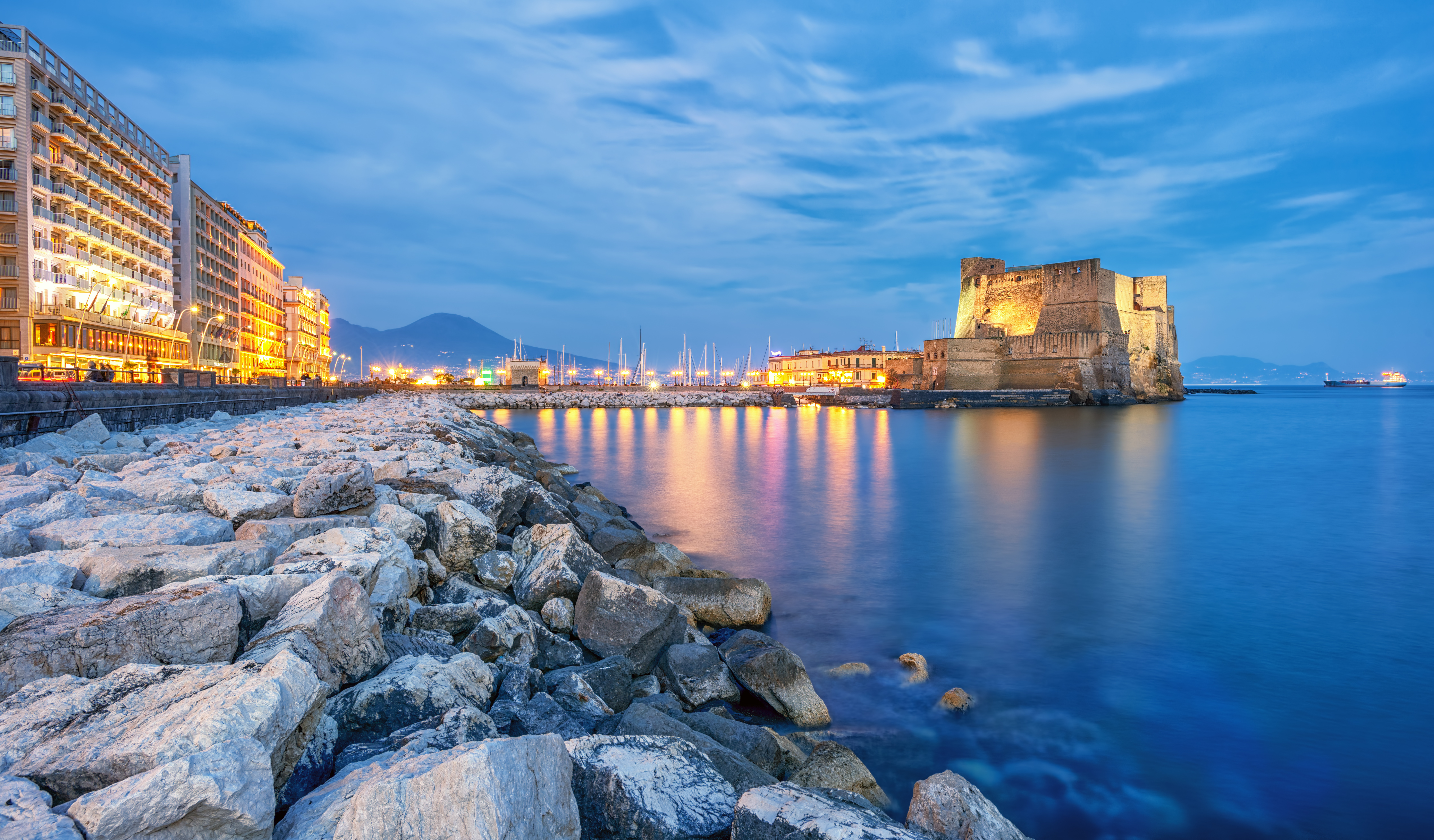 The Best Time of Year to Visit Naples - Lifestyle - Napoli