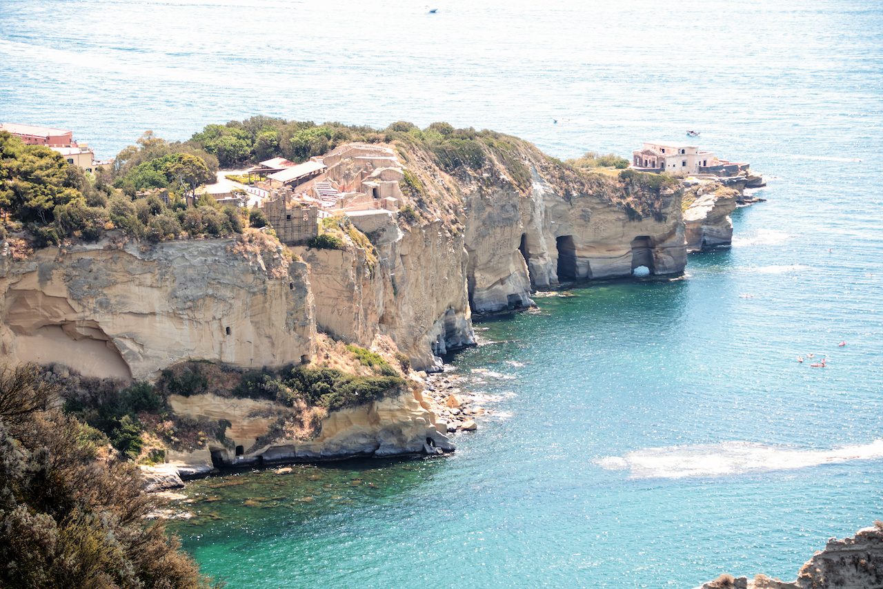 The Best Beaches in Naples - Itinerari - Napoli