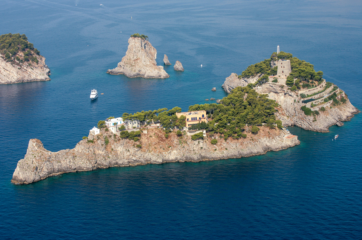 The Li Galli Islets - Amalfi Coast Guide
