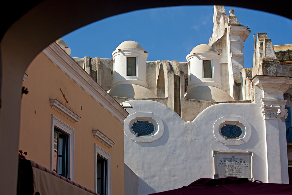 Complete guide to Capri: sights, dining, hotels