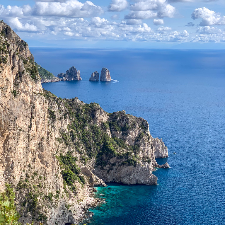 Complete guide to Capri: sights, dining, hotels