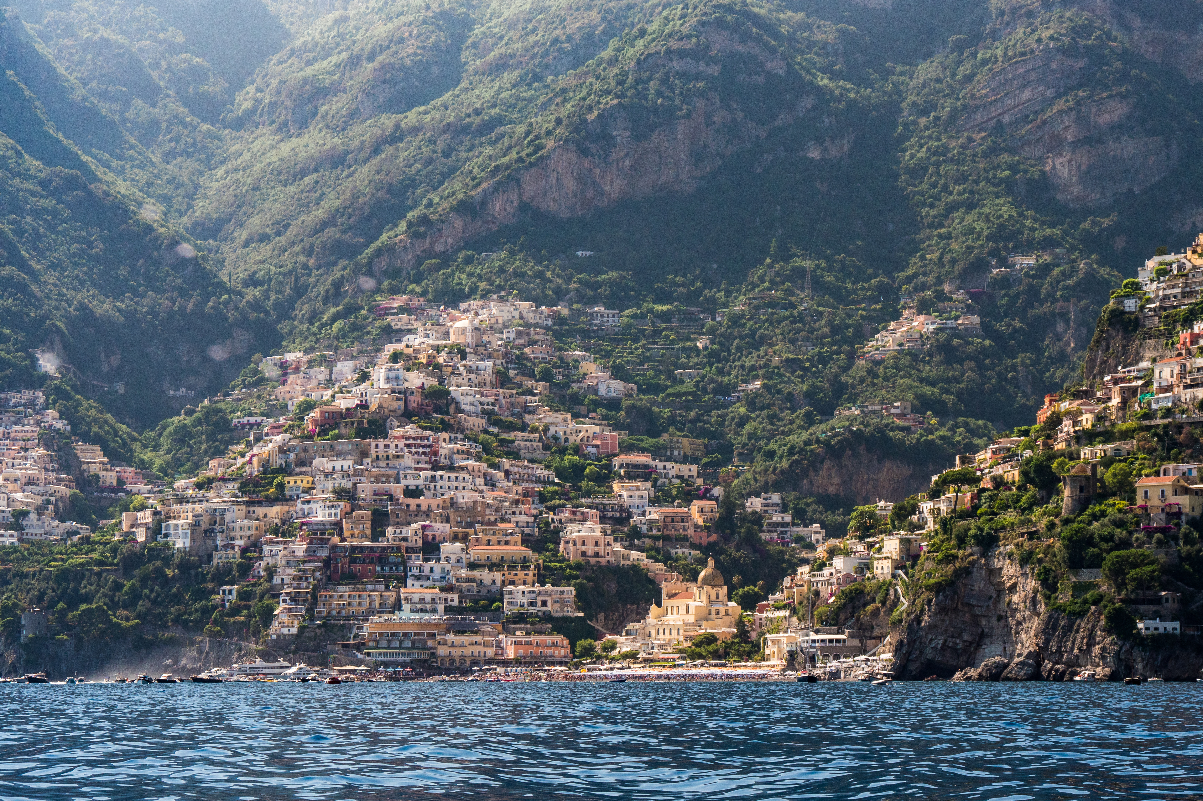 Capri vs. Positano: Choose Your Perfect Amalfi Coast Getaway | Discover ...