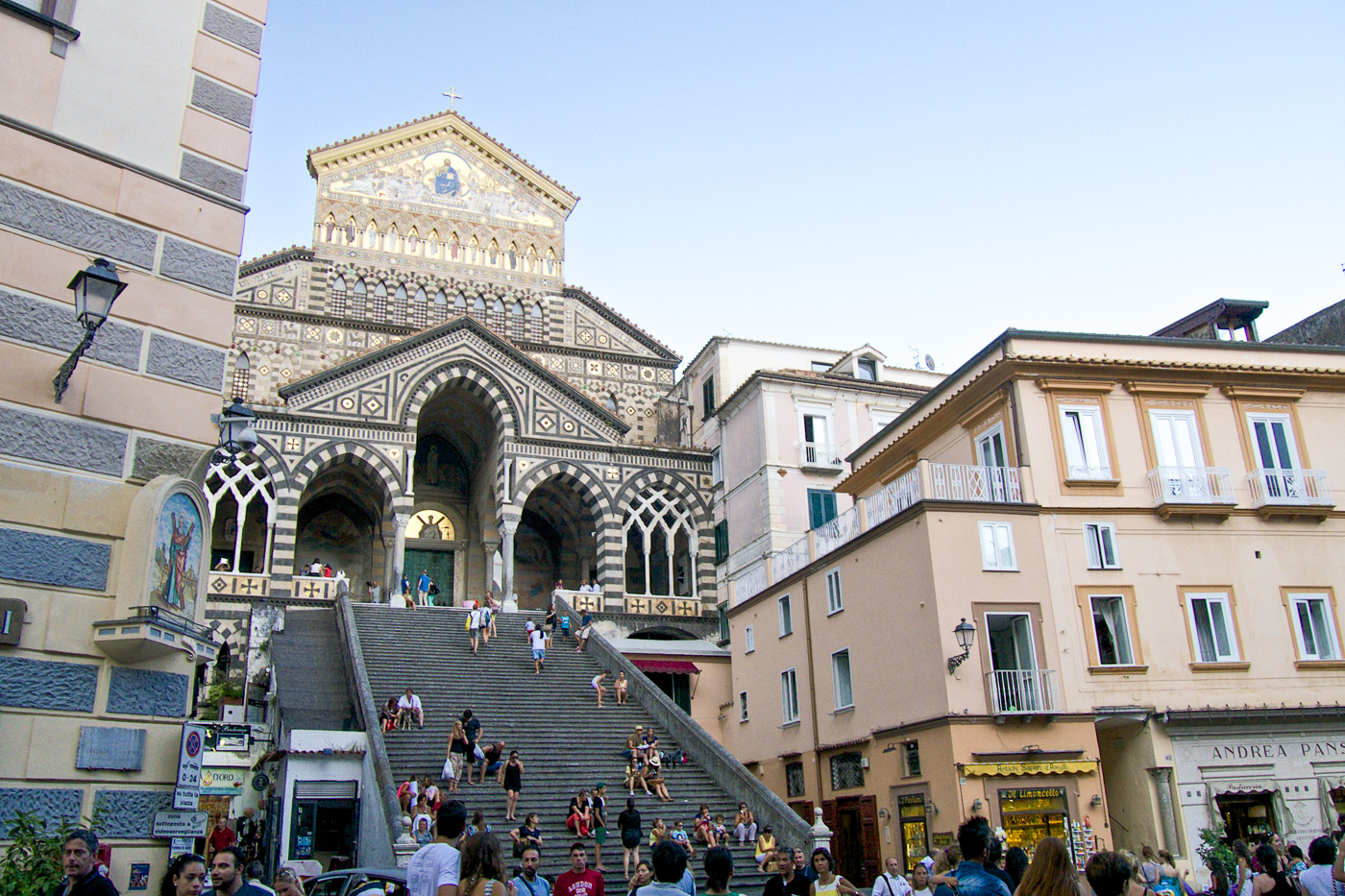 Guide to Amalfi: what to see, what to eat, where to stay