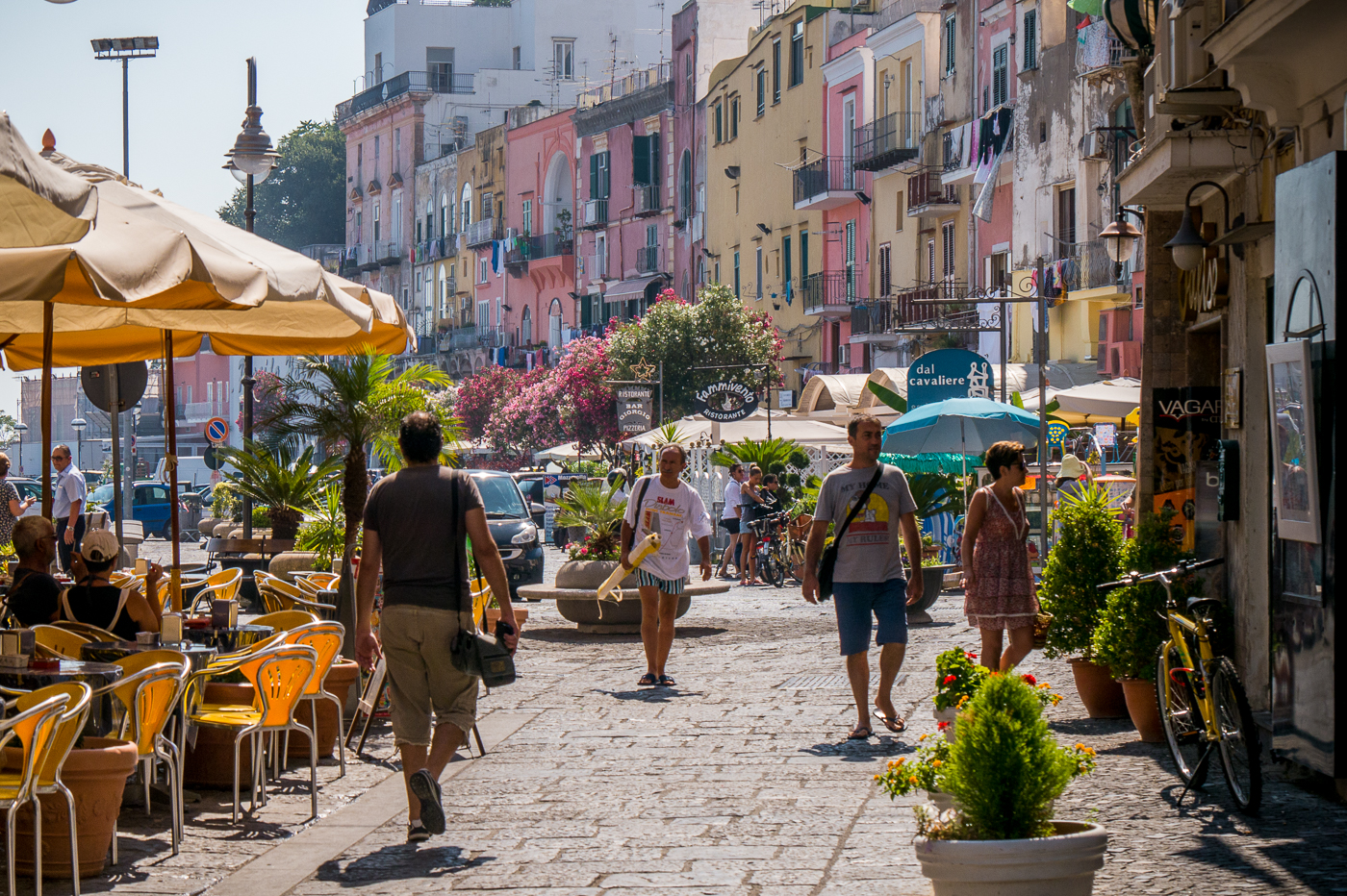 How to get around Procida - Prices and Schedules 2024