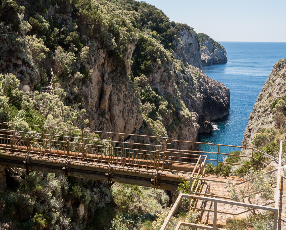 Towers and Forts - Itinerari - Island of Capri
